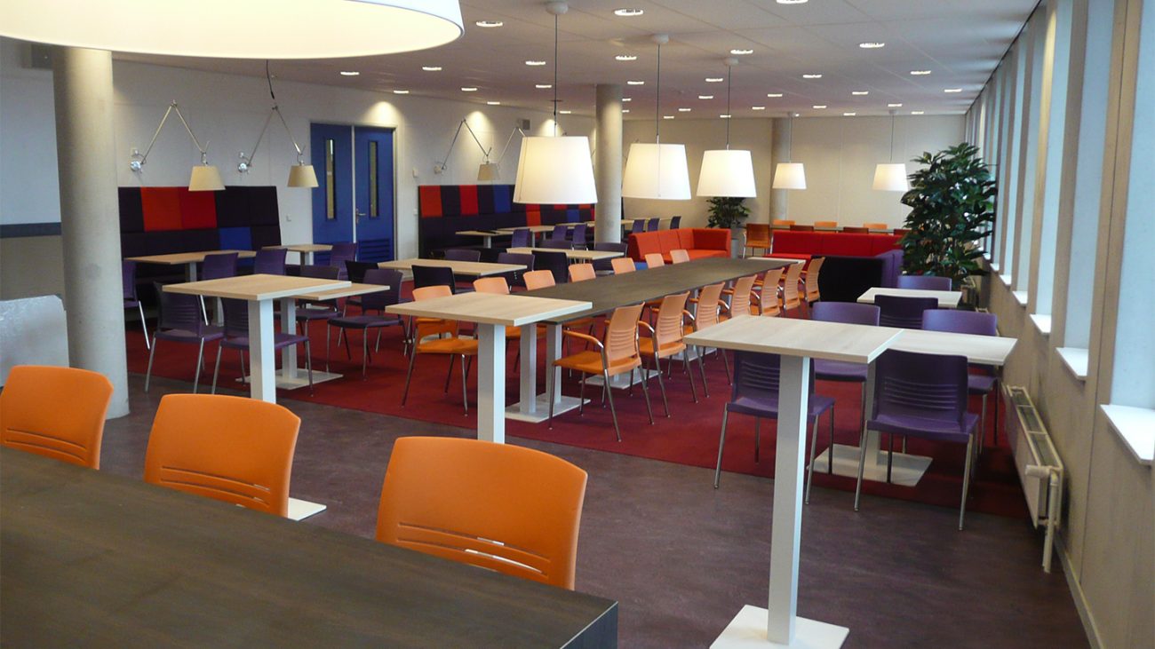 Stacking Chair - Imago